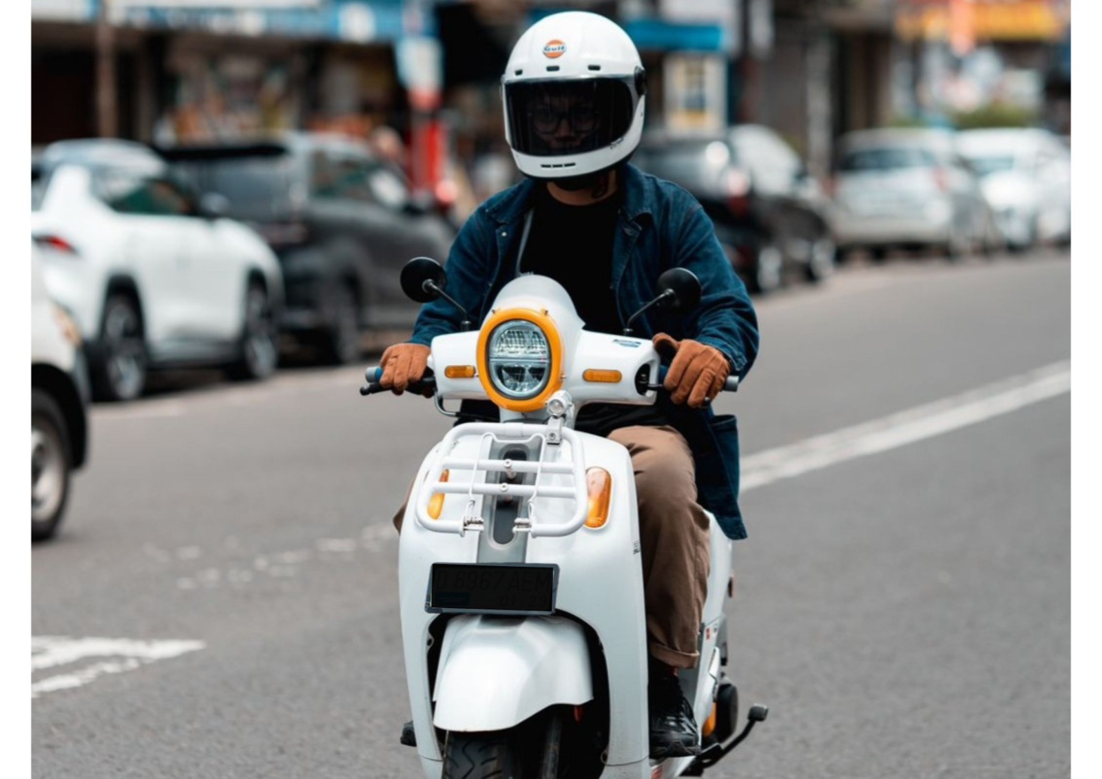 Modifikasi Fazzio Hybrid Ini Tampil Retro Futuristic Ala Skutik Kalcer ...