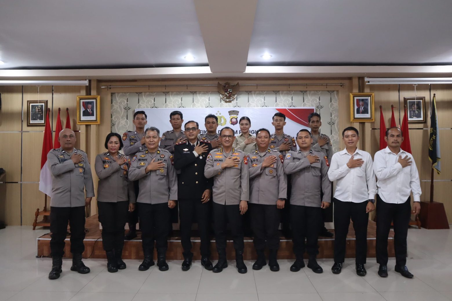 Itwasda Polda Kalbar Lakukan Verifikasi di Polres Landak Jelang ...